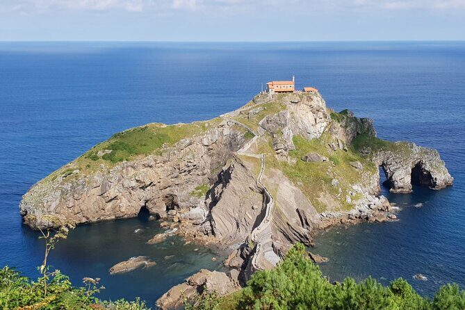 Gaztelugatxe, Mundaka and Gernika Tour from Bilbao - Frequently Asked Questions