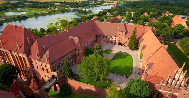 Gdansk: Malbork Castle Regular Tour - An Overview of the Malbork Castle Regular Tour