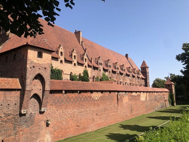 Gdansk: Malbork Castle & Westerplatte Tour with Local Lunch - FAQ