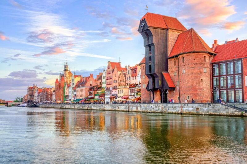 Gdansk Old Town 2-Hour Walking Tour - A Closer Look at the Gdansk Old Town Tour