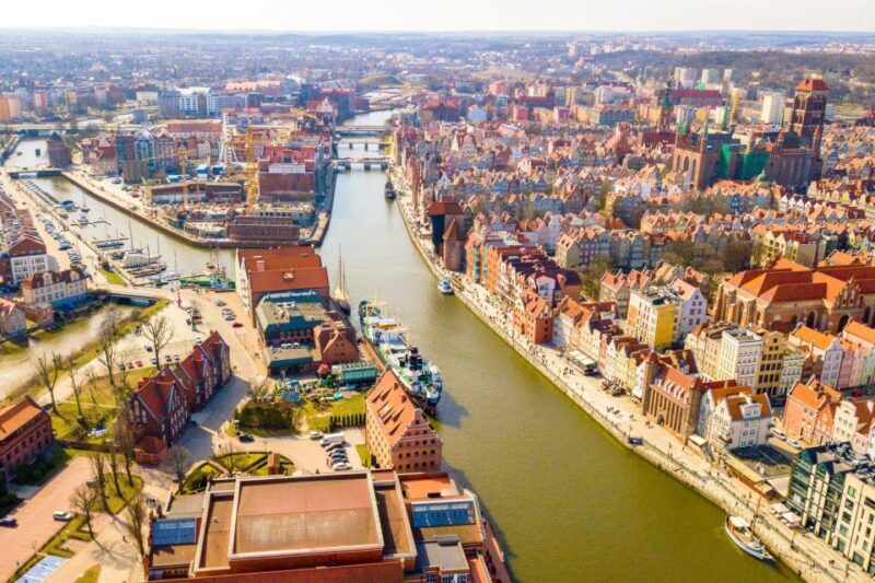 Gdansk: Private Old Town Tour - Practical Details and Tips