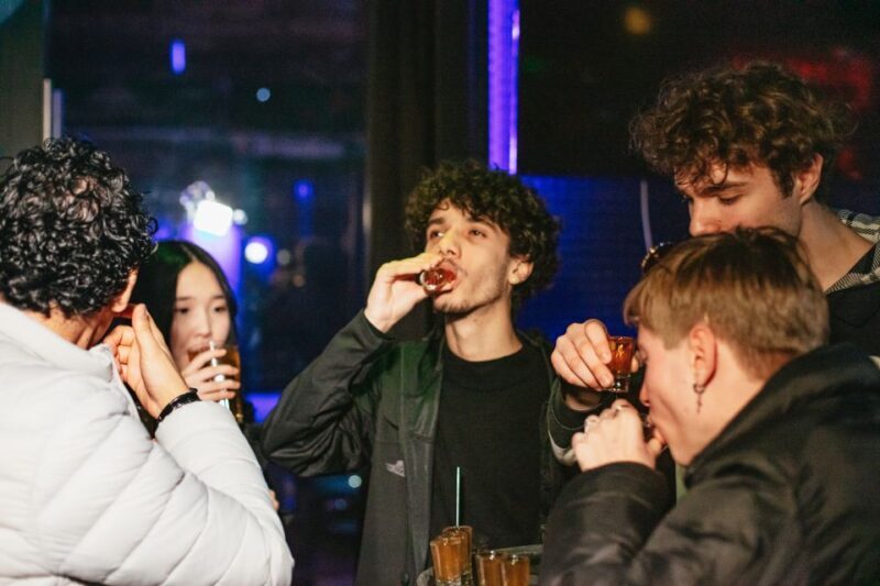 Gdansk: Pub Crawl with Free Drinks - Key Points