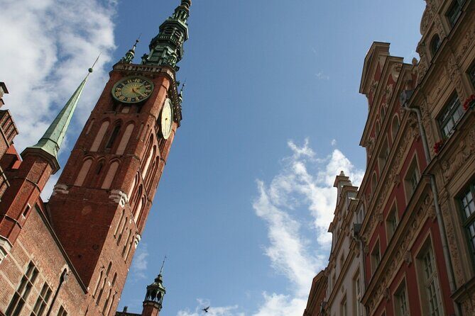 Gdansk Scavenger Hunt and Highlights Self Guided Audio Tour - Key Points