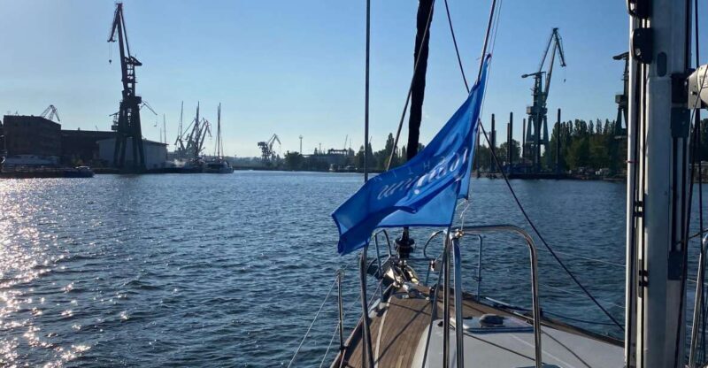 Gdask: Motlawa and Port yacht cruise with Welcome Drink - An In-Depth Look at the Gdansk Yacht Cruise Experience