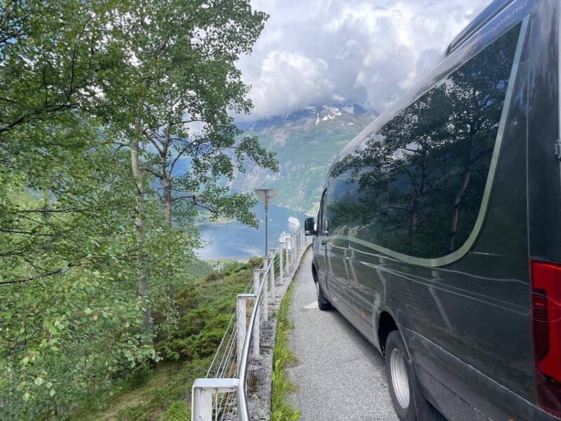Geiranger Dalsnibba: mini bus tour - The Itinerary in Detail