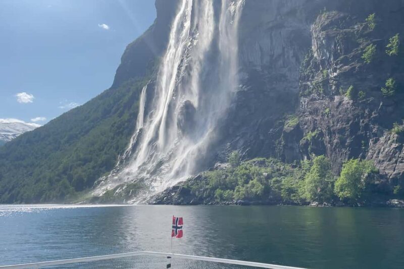Geiranger Fjord Tour from Hellesylt (with stop in Geiranger) - The Experience in Context