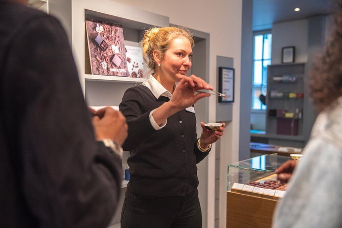 Geneva Chocolate tasting Tour in a Private TaxiBike - FAQs