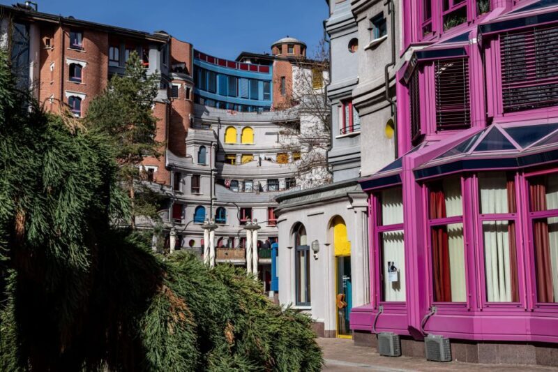 Geneva: Insta-Perfect Walk with a Local - Key Points