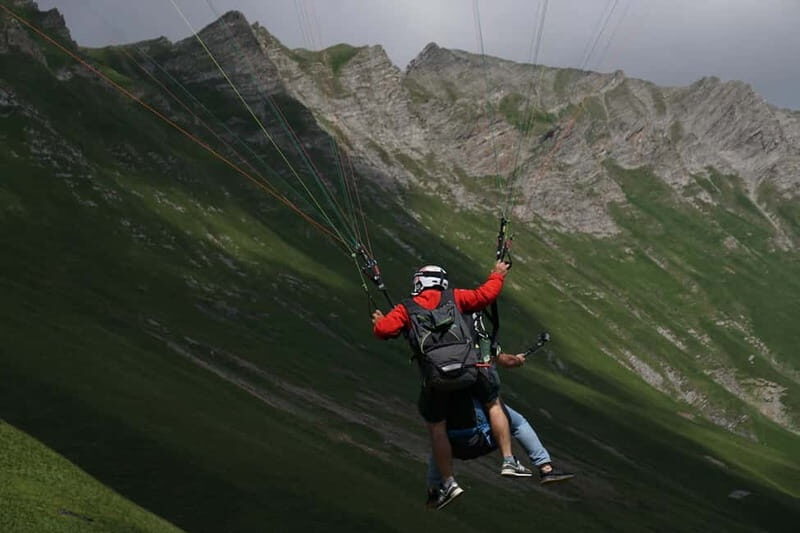 Georgia: Paragliding tandem flight in Gudauri with video - Who Should Consider This Paragliding Tour?