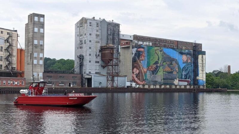 Georgian Bay: Midland Speedboat Tour - An In-Depth Look at the Midland Speedboat Tour