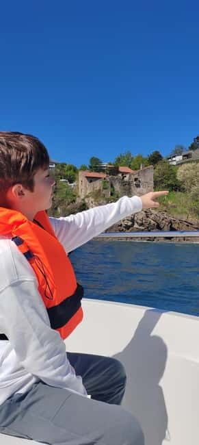Get to know Hondarribia by sea. Audio-guided boat tour - An In-Depth Look at the Hondarribia Sea Experience