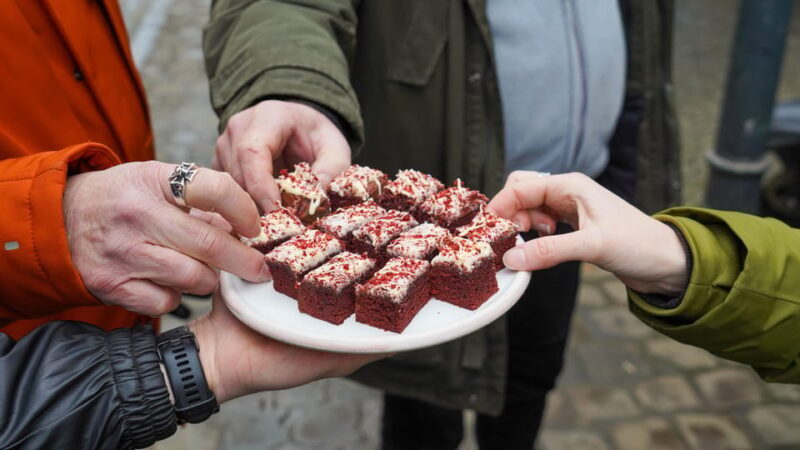 Ghent: Belgian Chocolate Walking Tour with Tastings - Authentic Experiences & Hidden Gems