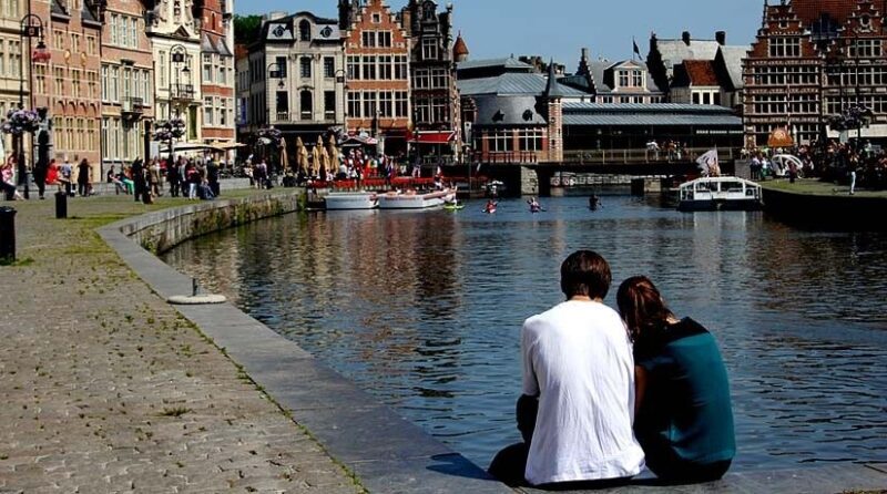 Ghent Walking Tour with Optional Add-ons: Boat & Beer - Who is this tour best suited for?