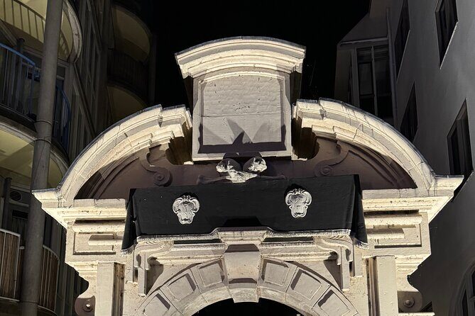 Ghost Walking Tour and Dark History in Amsterdam - Key Points