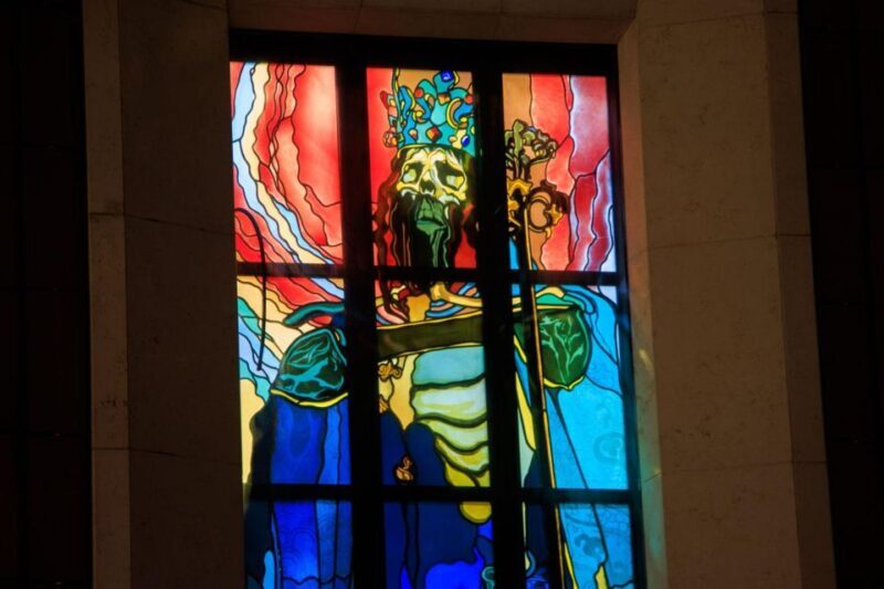 Ghosts & Crimes: Macabre Kraków Walking Tour in English - Who Should Consider This Tour?
