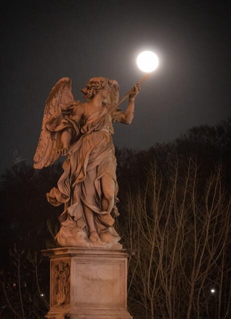 Ghosts, Legends & Mysteries of Rome Tip-Based Walking Tour - Key Points