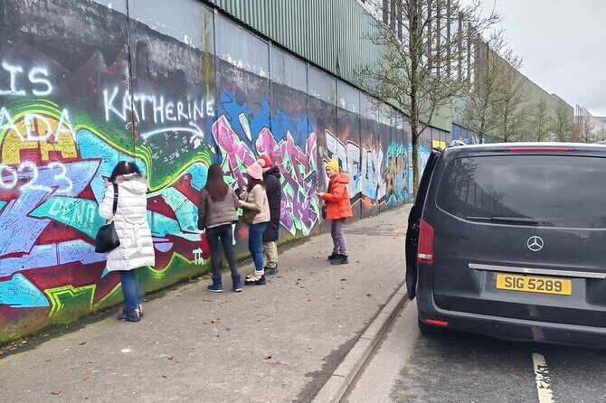 Giants Causeway Tour from Belfast in luxury 7 seater - The Experience of a Private, Luxury Tour