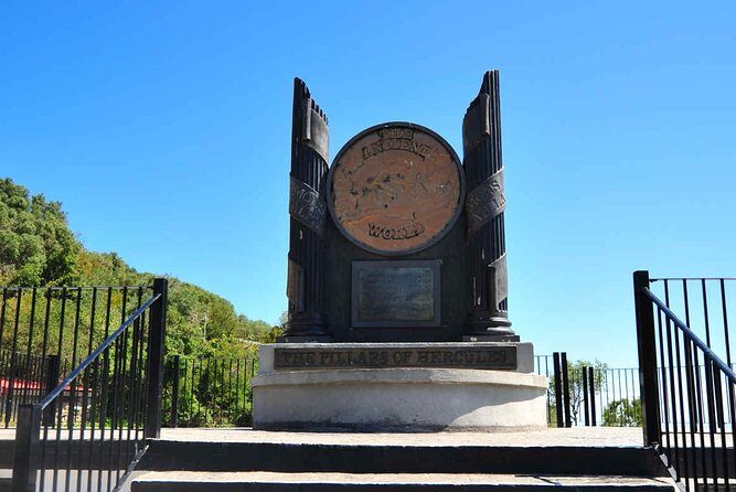 Gibraltar private tour from Seville including the upper rock - Guides and Personal Touch