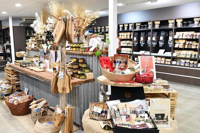 Ginger Factory and Nutworks Return Bus Transfer: Sunshine Coast - FAQ