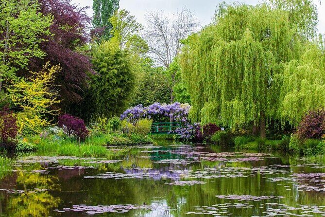 Giverny Monet's House and Gardens plus Shopping Session Day Trip - Exploring the Giverny Monet’s House and Gardens plus Shopping Day Trip
