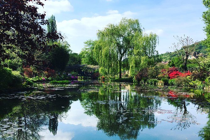Giverny Private Trip with Monet's House, Gardens & Impressionism Museum - Key Points