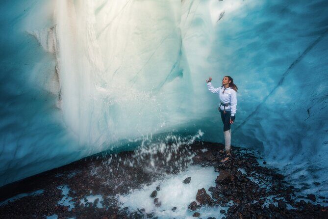 Glacier and Ice Cave Private Photoshoot - 15 Shot Photo Package - Authentic Experiences and Tips from Past Travelers