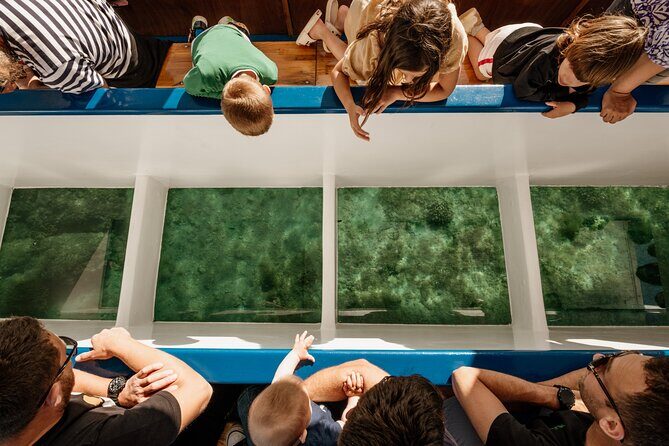 Glass boat tour Faana with swimming stop - An Overview of the Glass Boat Experience in Faana