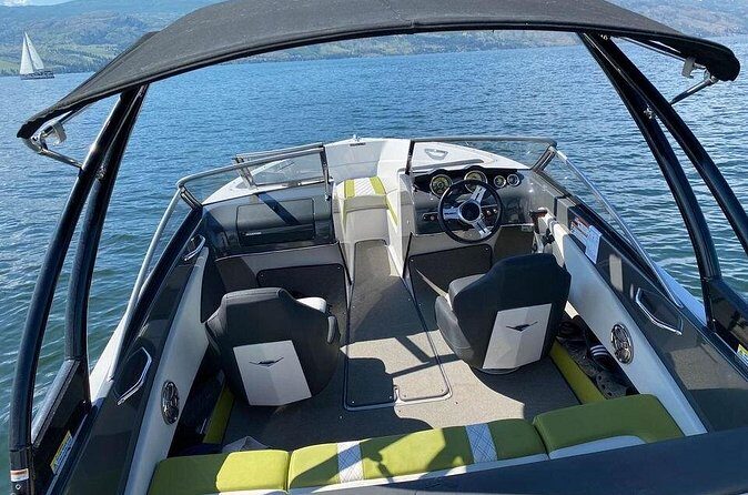 Glastron Boat Rental - Who Is This Experience For?