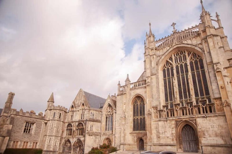 Gloucester Cathedral: Highlights Tour - Exploring Gloucester Cathedral: An Architectural and Historic Gem