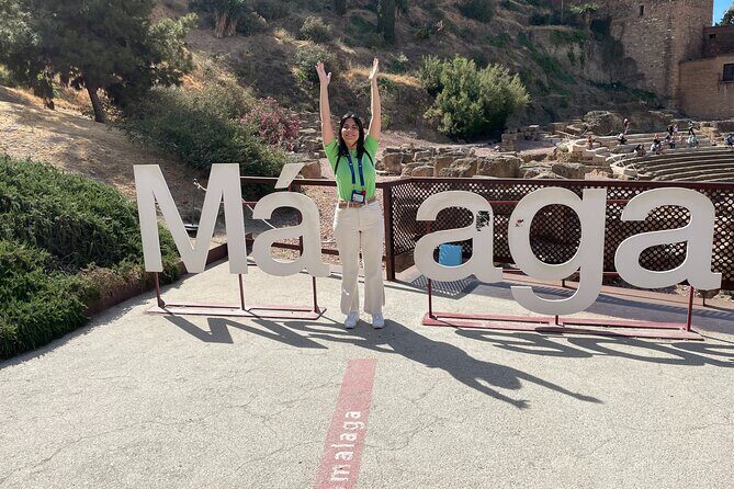 Go local for a day! - Authenticity and Reviewer Insights