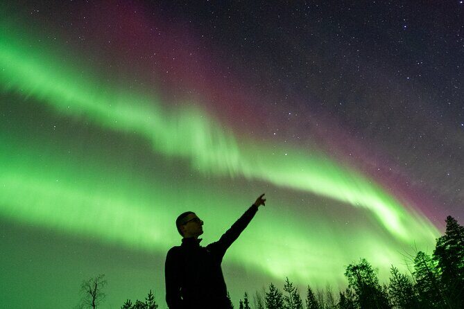 Go on a Northern Lights Photography Tour - Small Group by minivan - FAQ