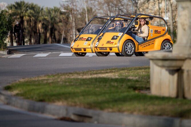 GoCar Beach & Shopping - Introduction: A Fun and Flexible Way to See Barcelona