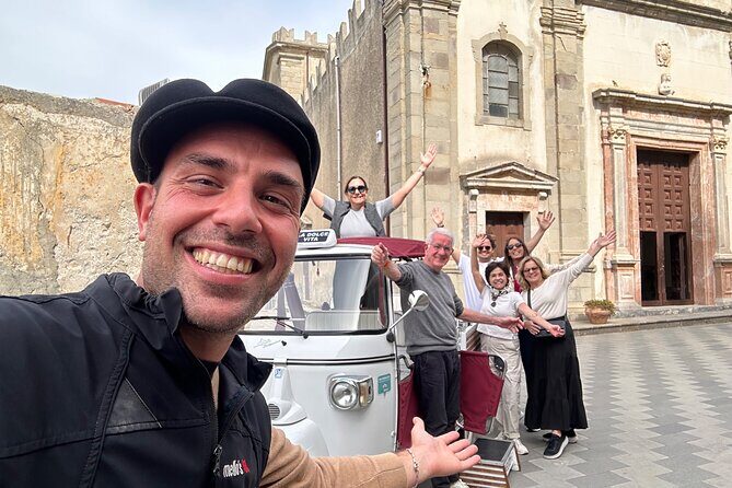 Godfather tour + possibility Sicilian food & house wine tasting - Key Points