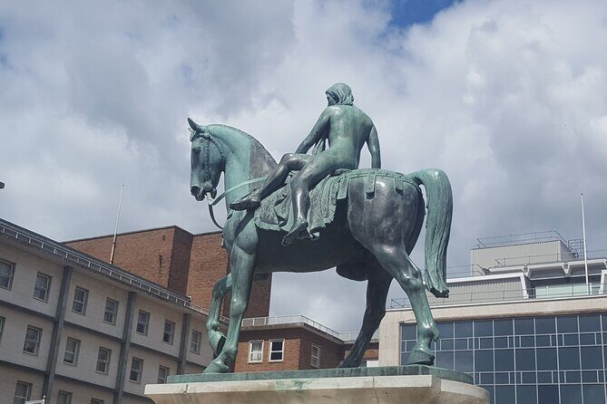 Godiva's Cathedral Quarter Walk - Who Will Love This Tour?