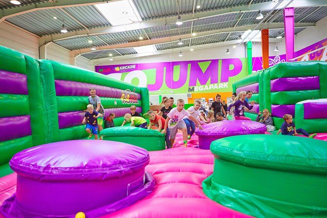 GOjump MEGAPARK Kraków-Sikorki 1h ticket: GOair Inflatable Park - Who Is This Experience Best For?