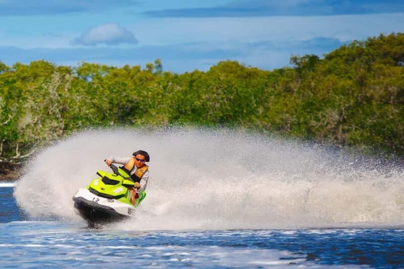 Gold Coast: 1-Hour Jet Ski Ride -No slow zones + Free Photos - The Stop at Tipplers Bar and Island Waters