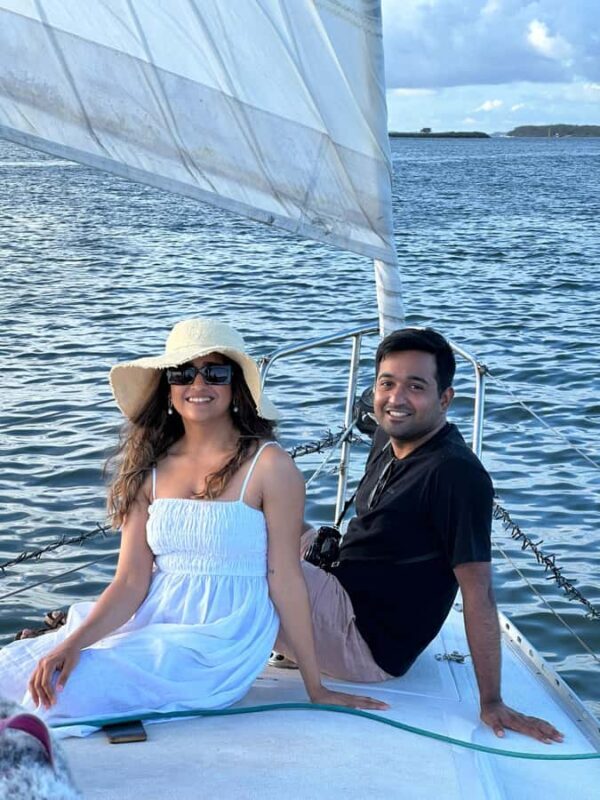 Gold Coast: Afternoon Sailing Cruise incl food & drinks - Food & Drinks — A Highlight of the Cruise