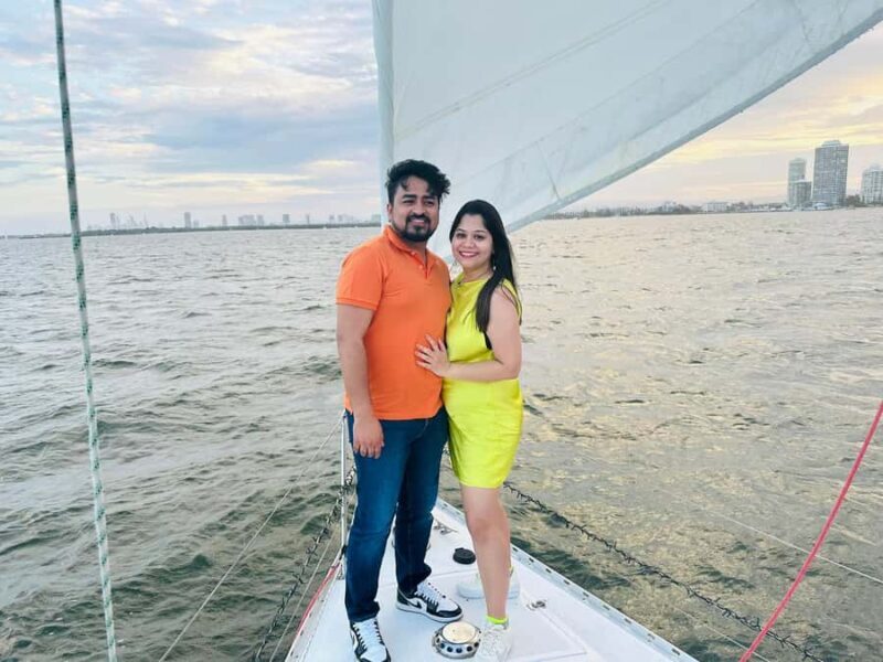 Gold Coast: Afternoon Sailing Cruise incl food & drinks - Practical Tips for Booking and Enjoying