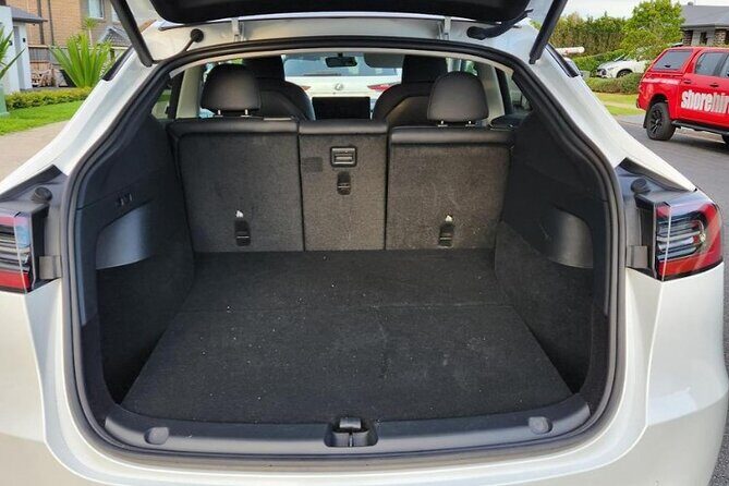 Gold Coast Airport Transfers Corporate Chauffeurs Gold Coast - Accessibility and Convenience  