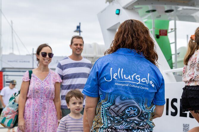 Gold Coast and Wavebreak Island Cultural Small Group Cruise - Who Should Consider This Tour?