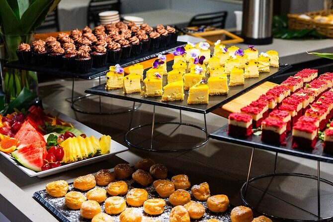 Gold Coast Buffet Dinner Sightseeing Cruise - FAQs