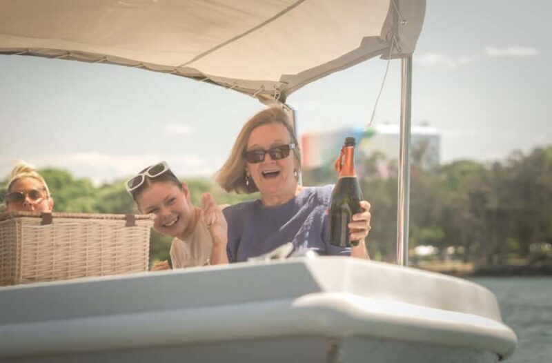 Gold Coast: Electric Picnic Boat Rental From Isle of Capri - The Itinerary Breakdown: What’s Included and How It Works