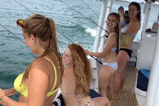 Gold Coast Island Private Cruise - Who Should Consider This Tour?