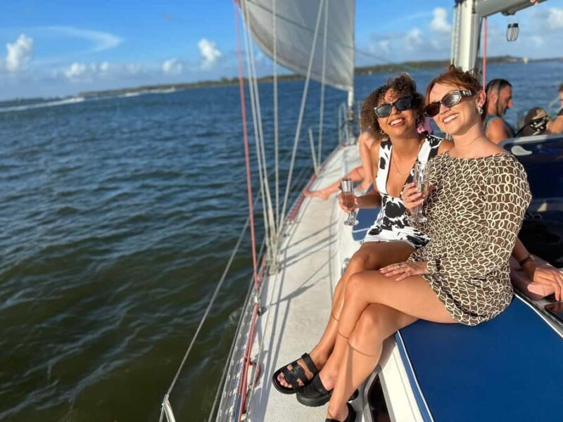 Gold Coast: Midday Sailing Cruise incl food & drinks - Practical Details & Tips for Travelers