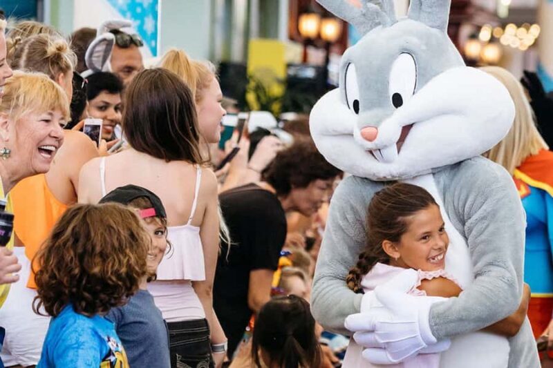 Gold Coast: Movie World, Sea World, & WetnWild 5-Day Pass - FAQ