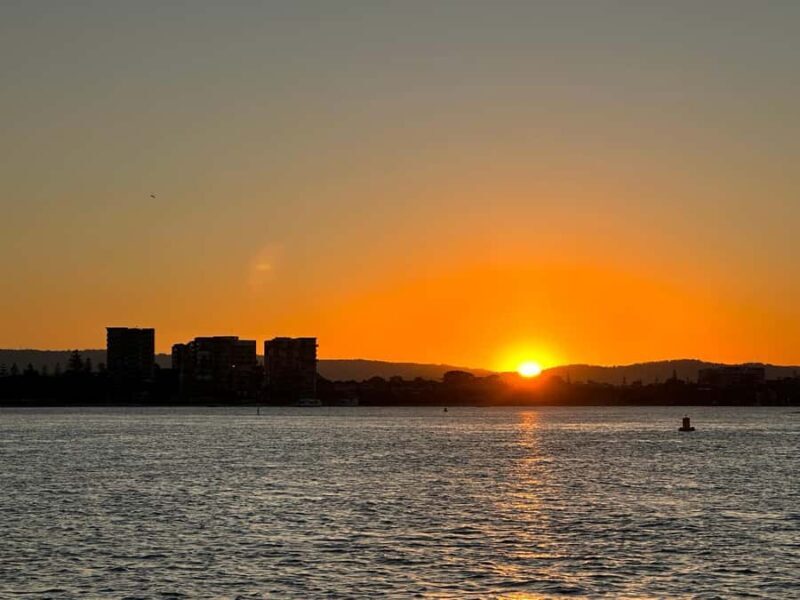 Gold Coast Private Sunset Sailing Charter w/ dinner & drinks - An in-depth look at the Gold Coast Sunset Sailing Experience