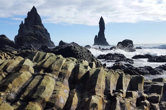 Golden Circle & South Coast. Private Day Tour - Exploring the Golden Circle: Thingvellir, Geysers, and Gullfoss