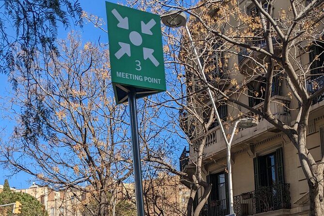 Golden Hour Sagrada Familia & Sunset Park Güell - What You’re Paying For and the Value