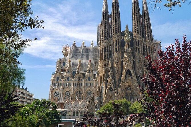 Golden Hour Sagrada Familia & Sunset Park Güell - FAQs
