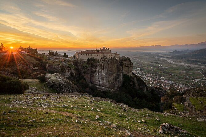Golden Sunrise Meteora Private Photo Tour - The Sum Up
